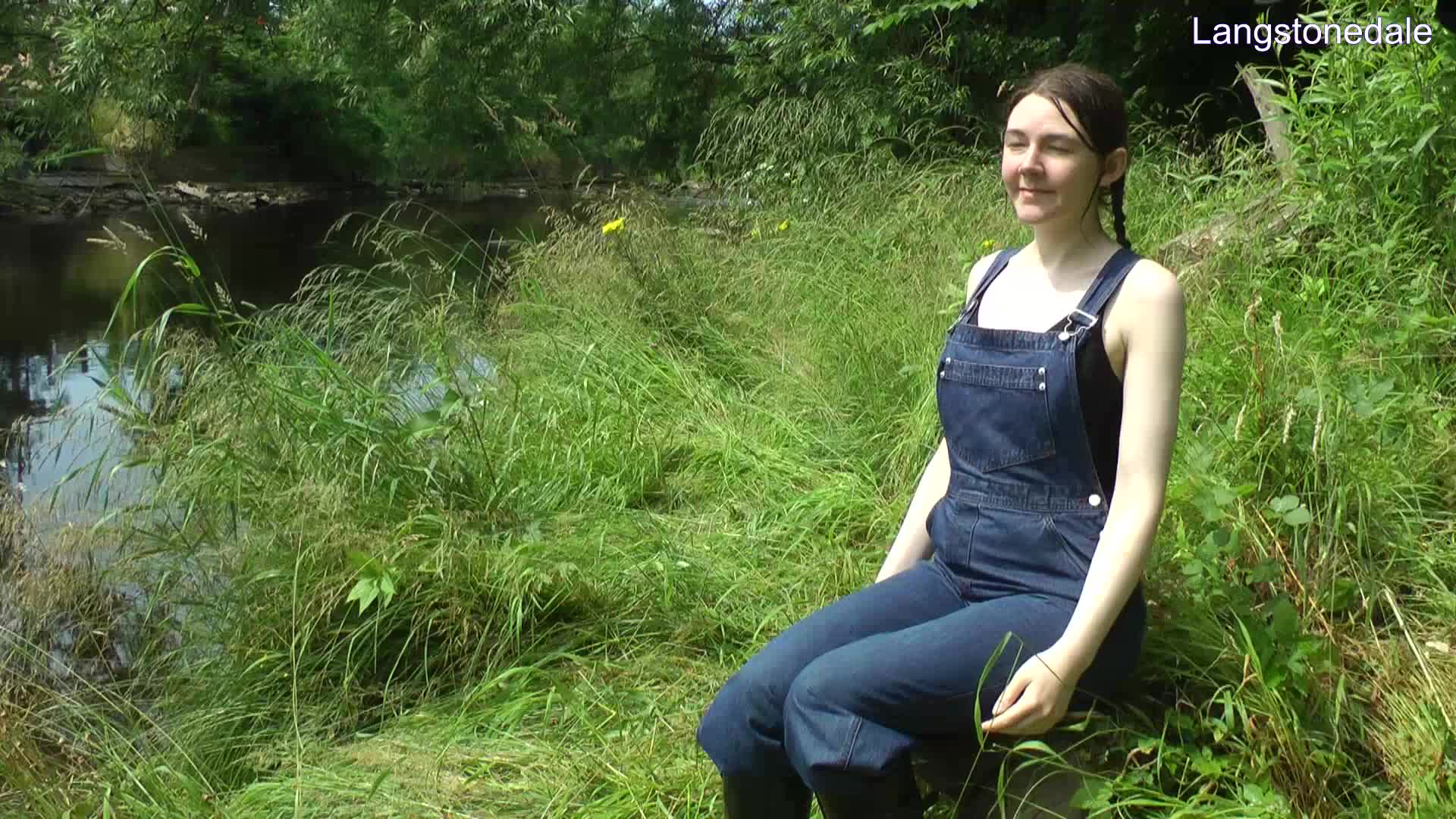 Random Clip of the Day from Saturation Hall at Vidown - tws-417-0043 ...